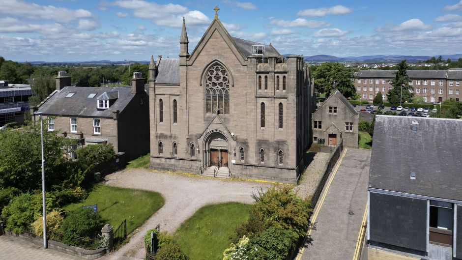 St Margaret's Church, W High St, Forfar DD8 1BJ | The Church of Scotland